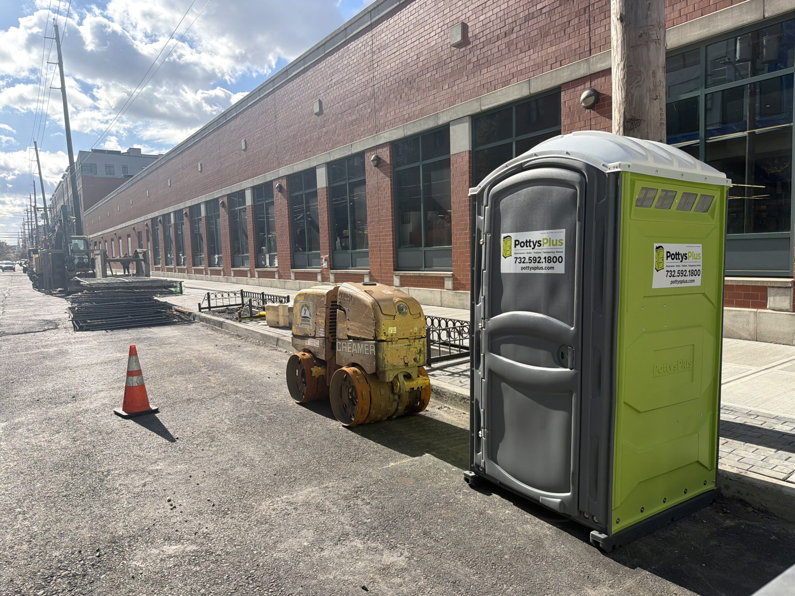 Construction Restroom Requirements NJ | OSHA Compliance & Rentals